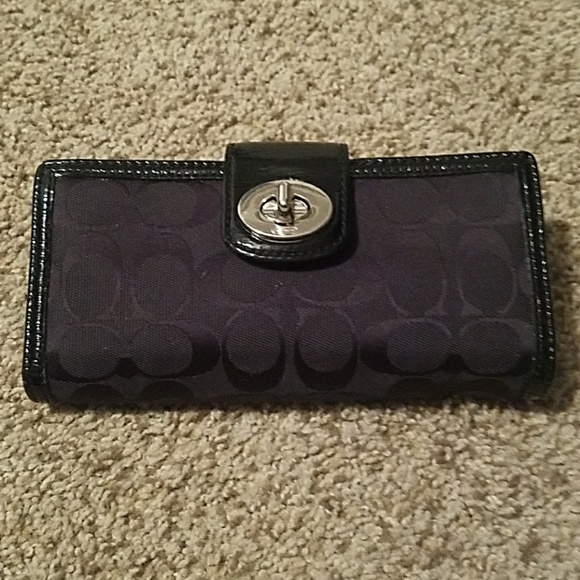 Coach | Bags | Authentic Coach Wallet | Poshmark